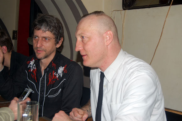 REVEREND BEAT-MAN - "Мы здесь для того, чтобы спасти вас" - Звуки.Ру